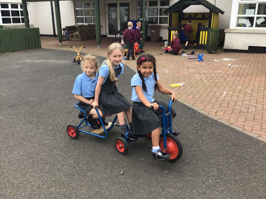 Year 3 Classes - Damhead Primary School